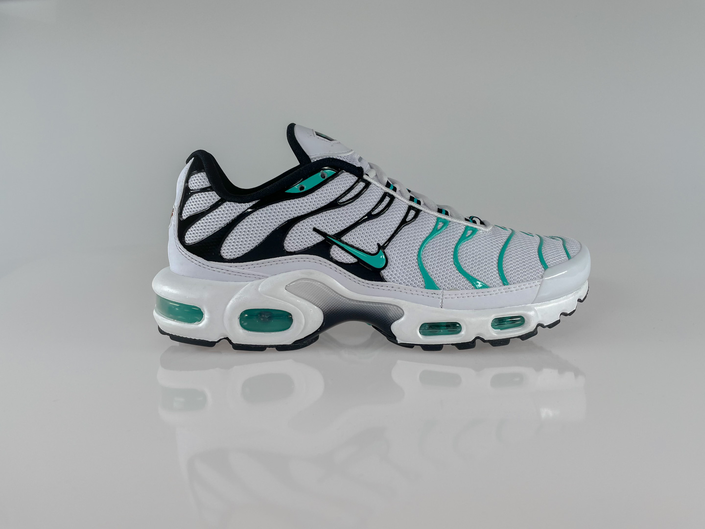 Nike Air Max Plus Hyper Jade | BCK.ONE